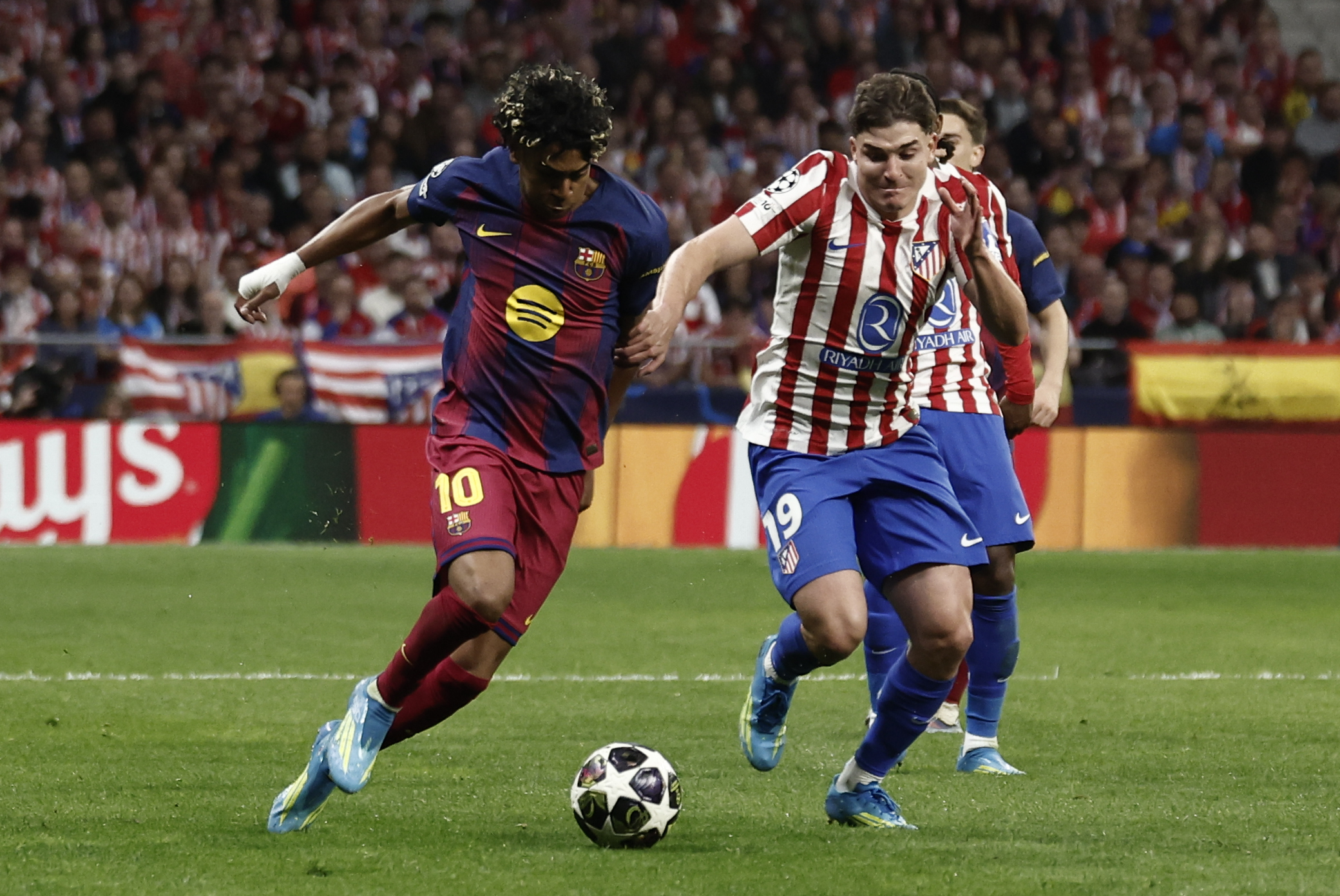 FC Barcelone : Le Grand Moment de Julián Álvarez ! | LesNews